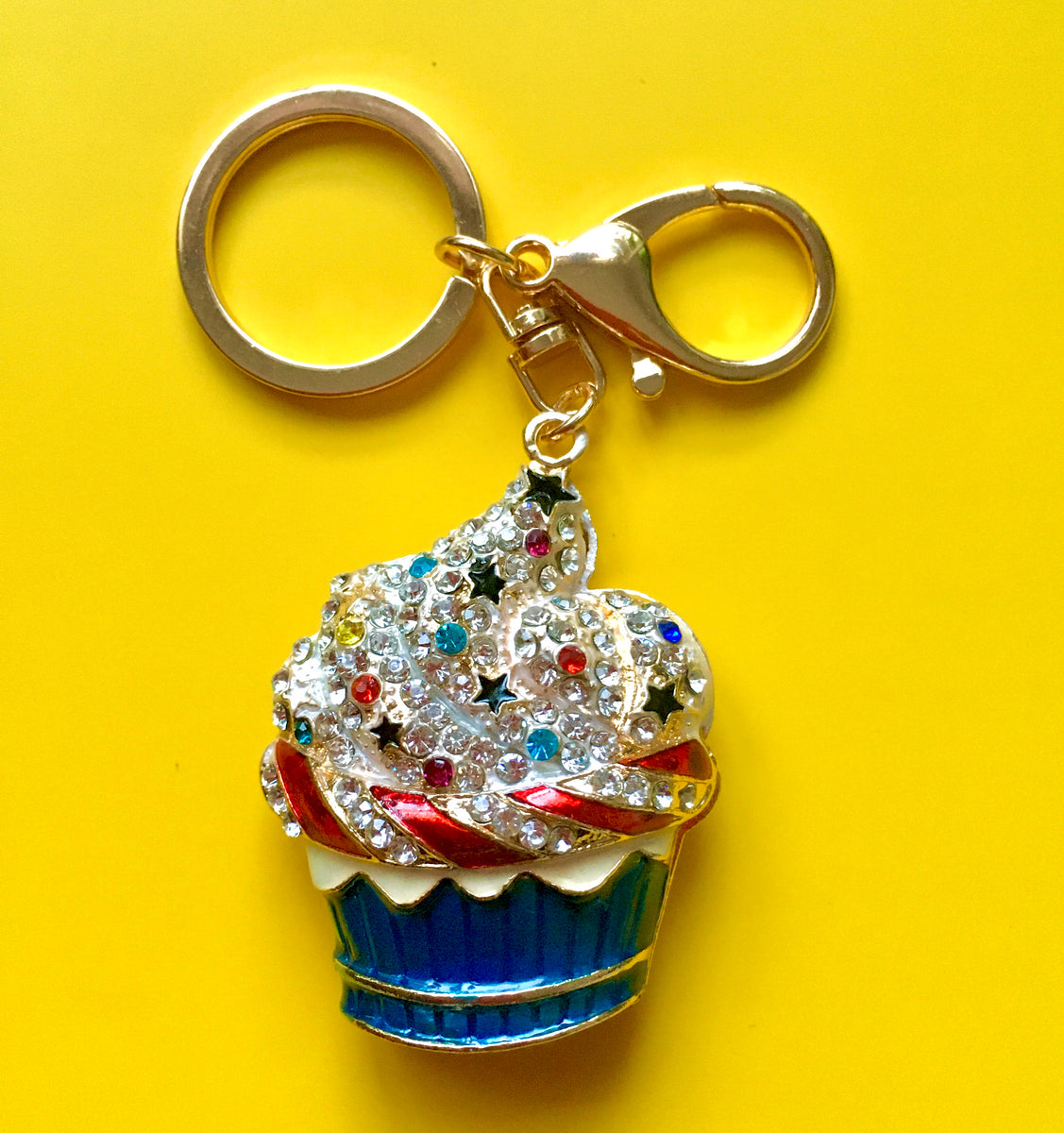 Cake Keychain – Goodie Bag Bar
