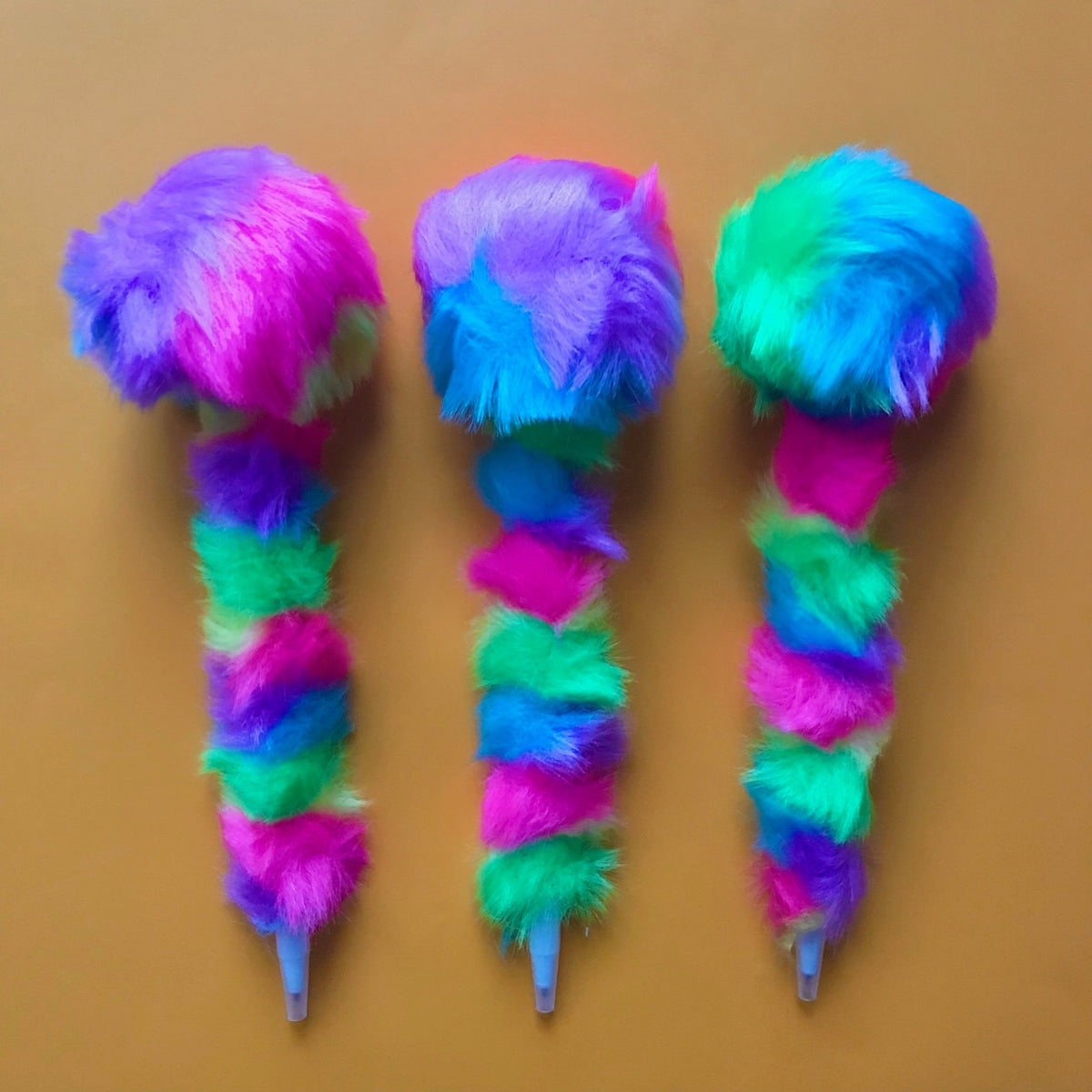 Rainbow Fur Pen – Goodie Bag Bar